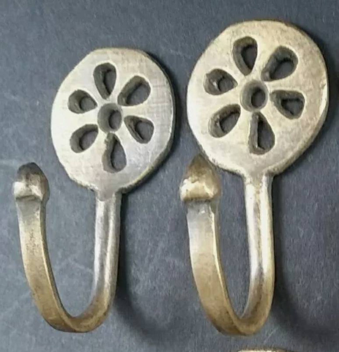 2 X Unique Solid Brass Single Coat Towel Hooks Floral Daisy Ornate Backplate 2 38 Long C5 Etsy
