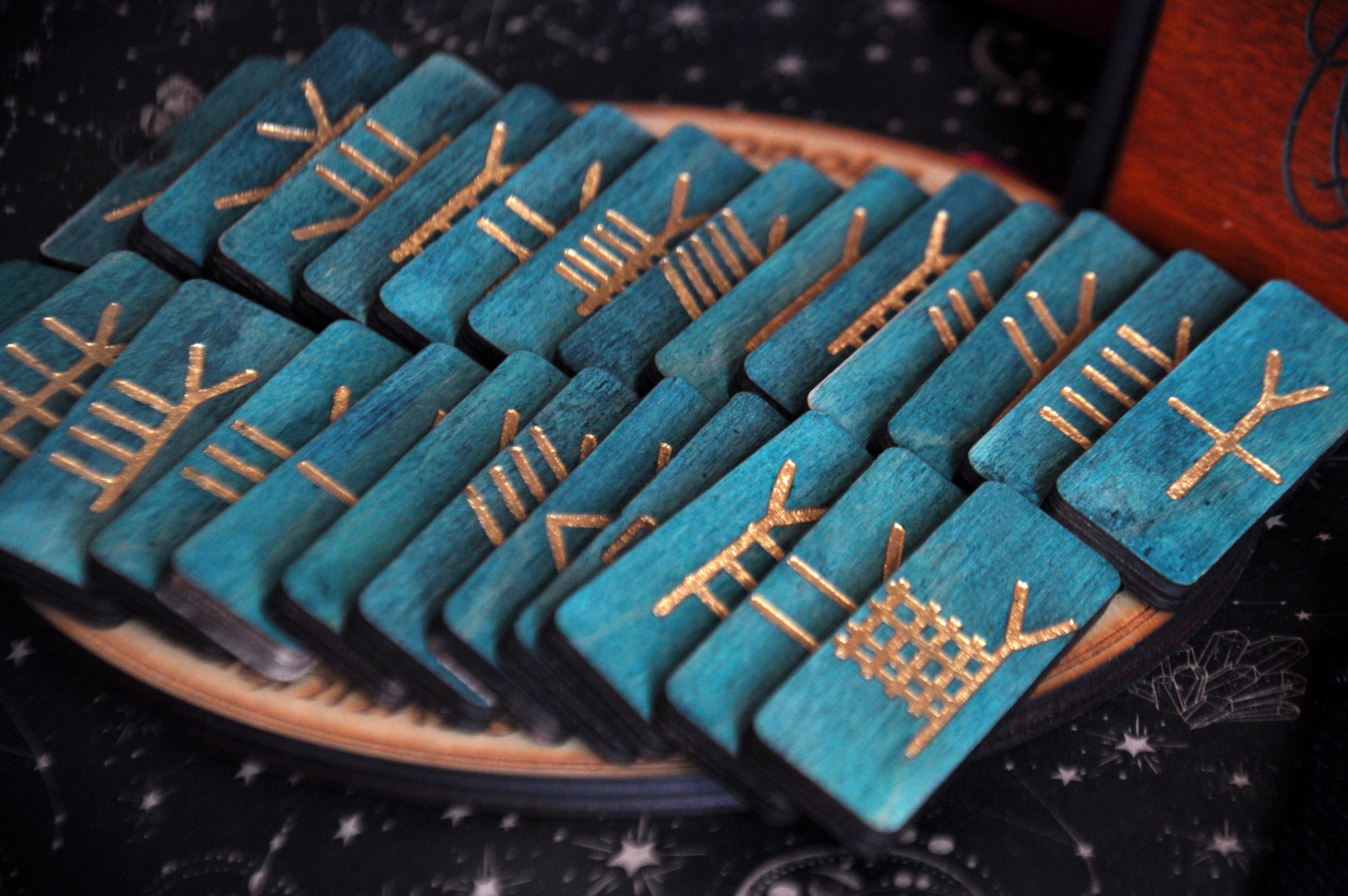 25 Keltische Ogham Staves. Druiden Runen. Heidnische Runen. | Etsy