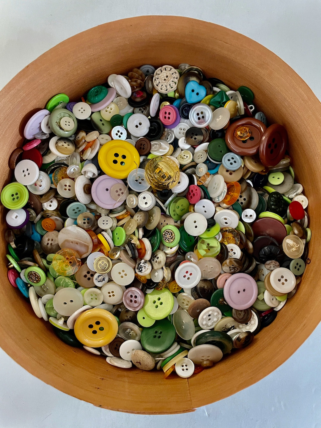 Assorted Buttons in Bulk - Small to Medium-large - Etsy