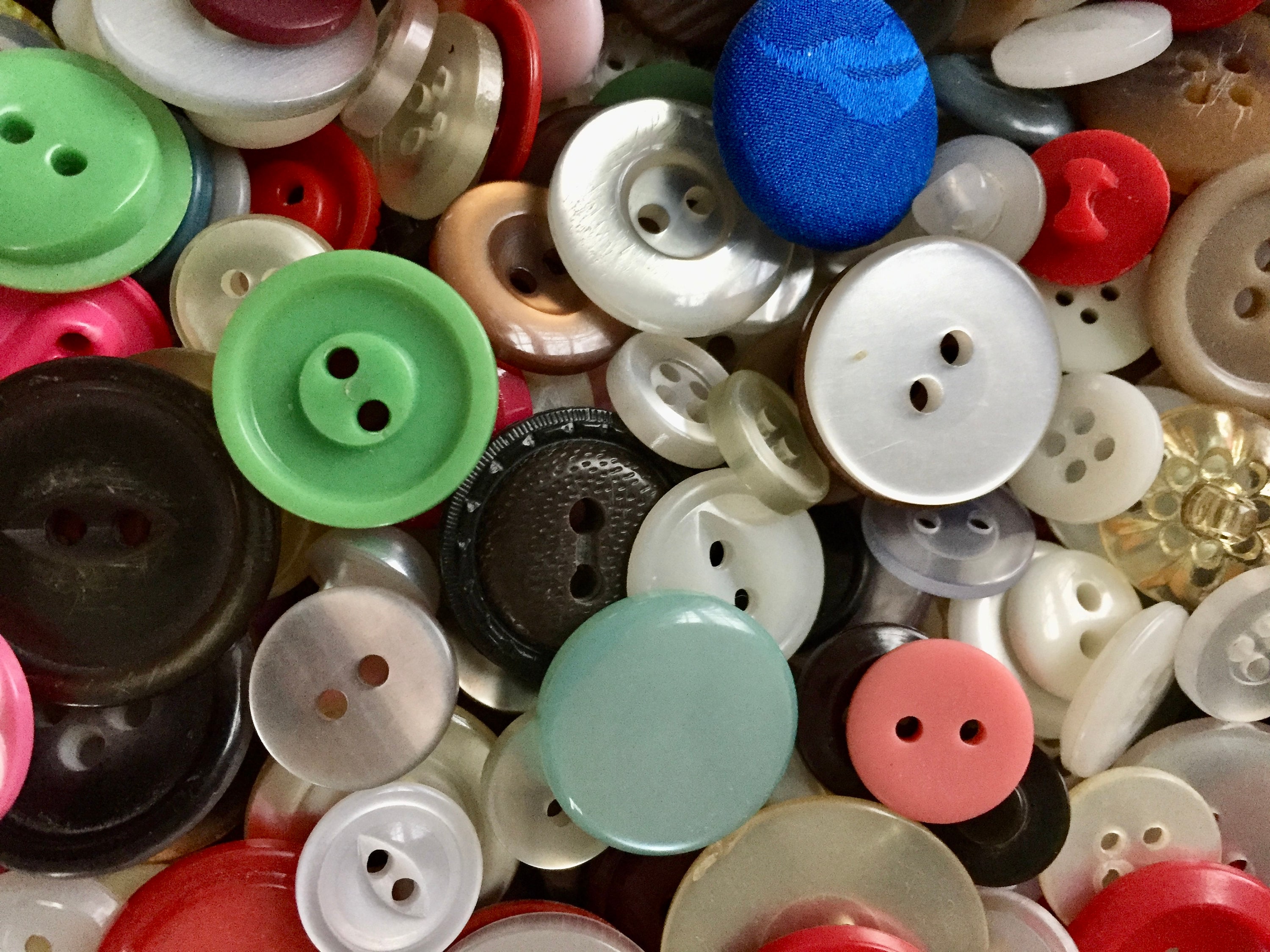Assorted Buttons in Bulk Small to Medium - Etsy