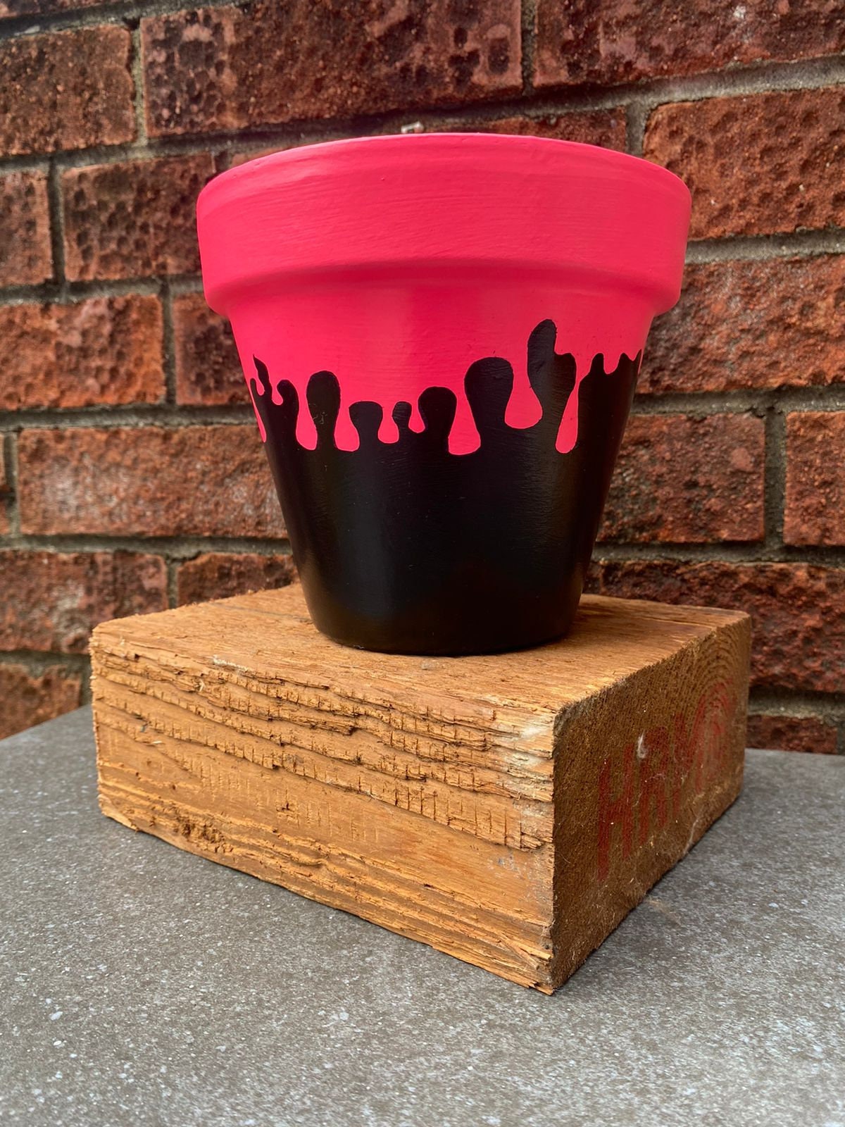 Neon Pink and Black Dribble Pattern Plant Pot - Etsy