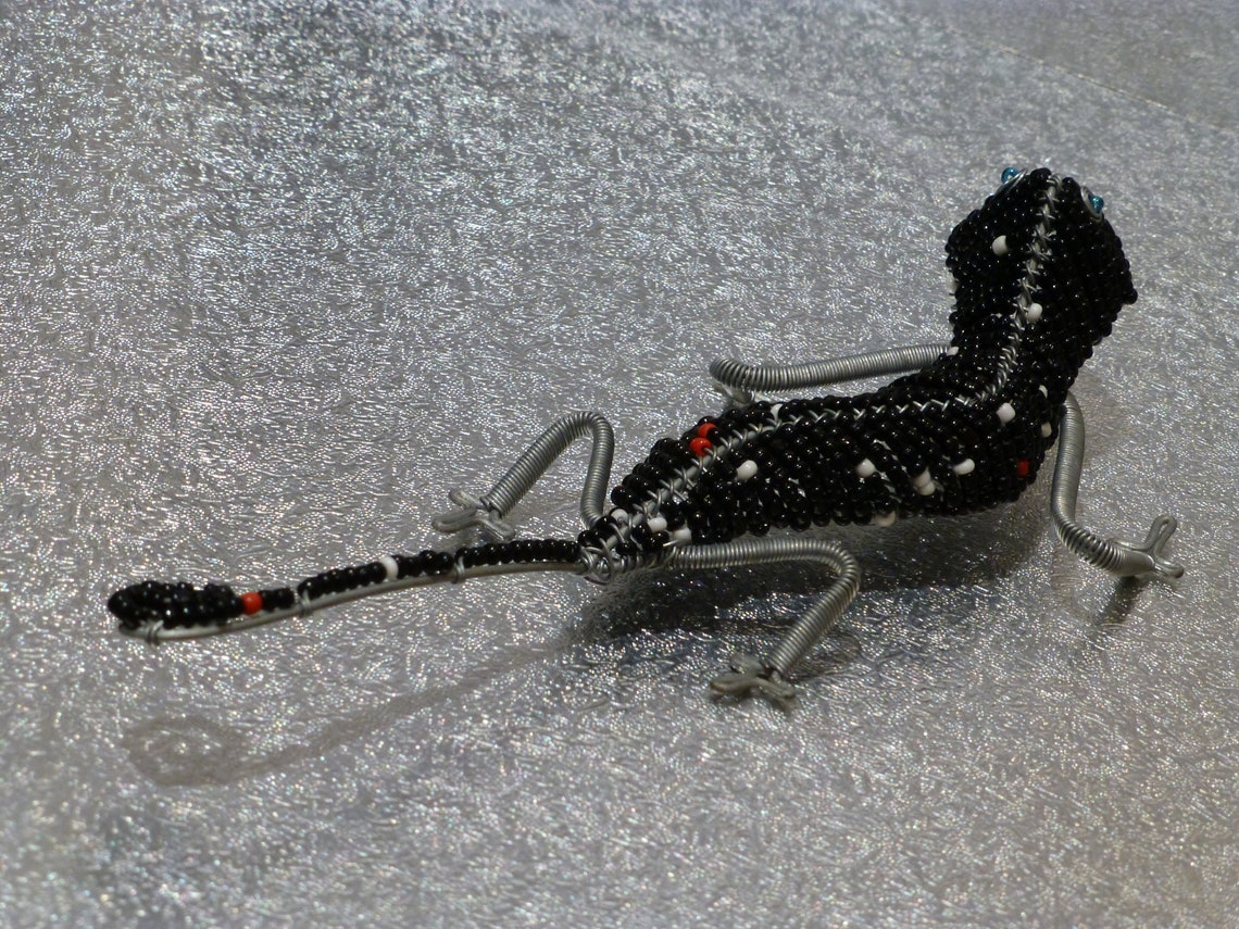 African Beaded Wire Lizard / Gecko Made in Kenya | Etsy