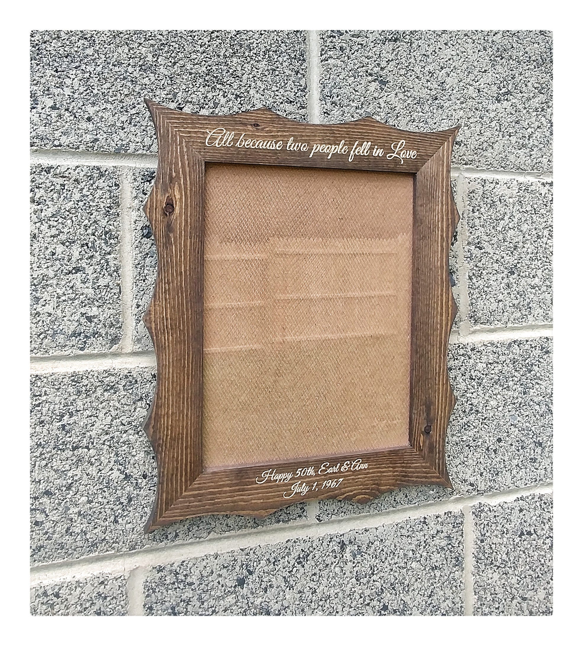 Scalloped Edge Frame