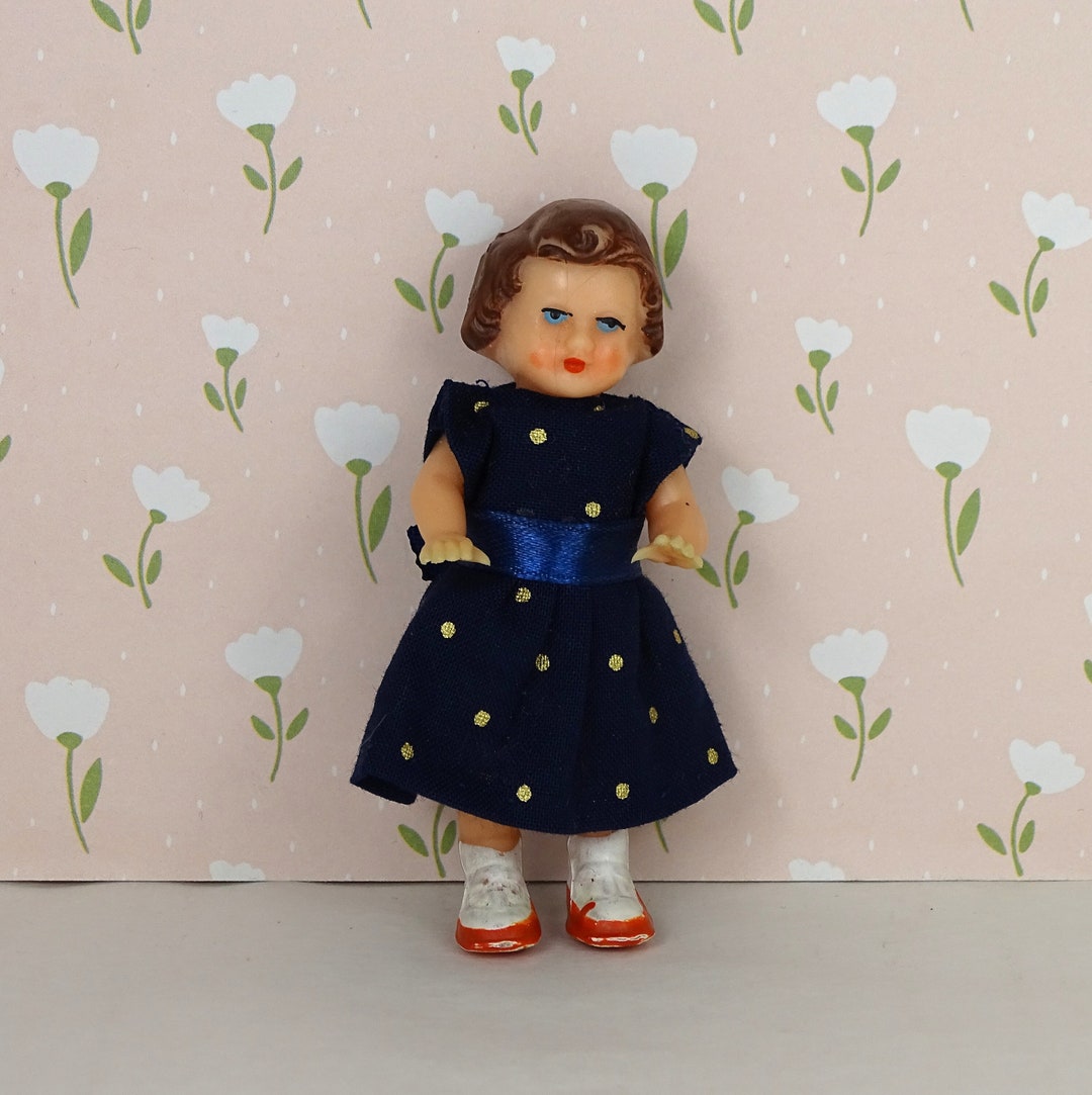 Dollhouse Vintage ARI Girl Doll 1970s Polkadot Blue Dress - Etsy