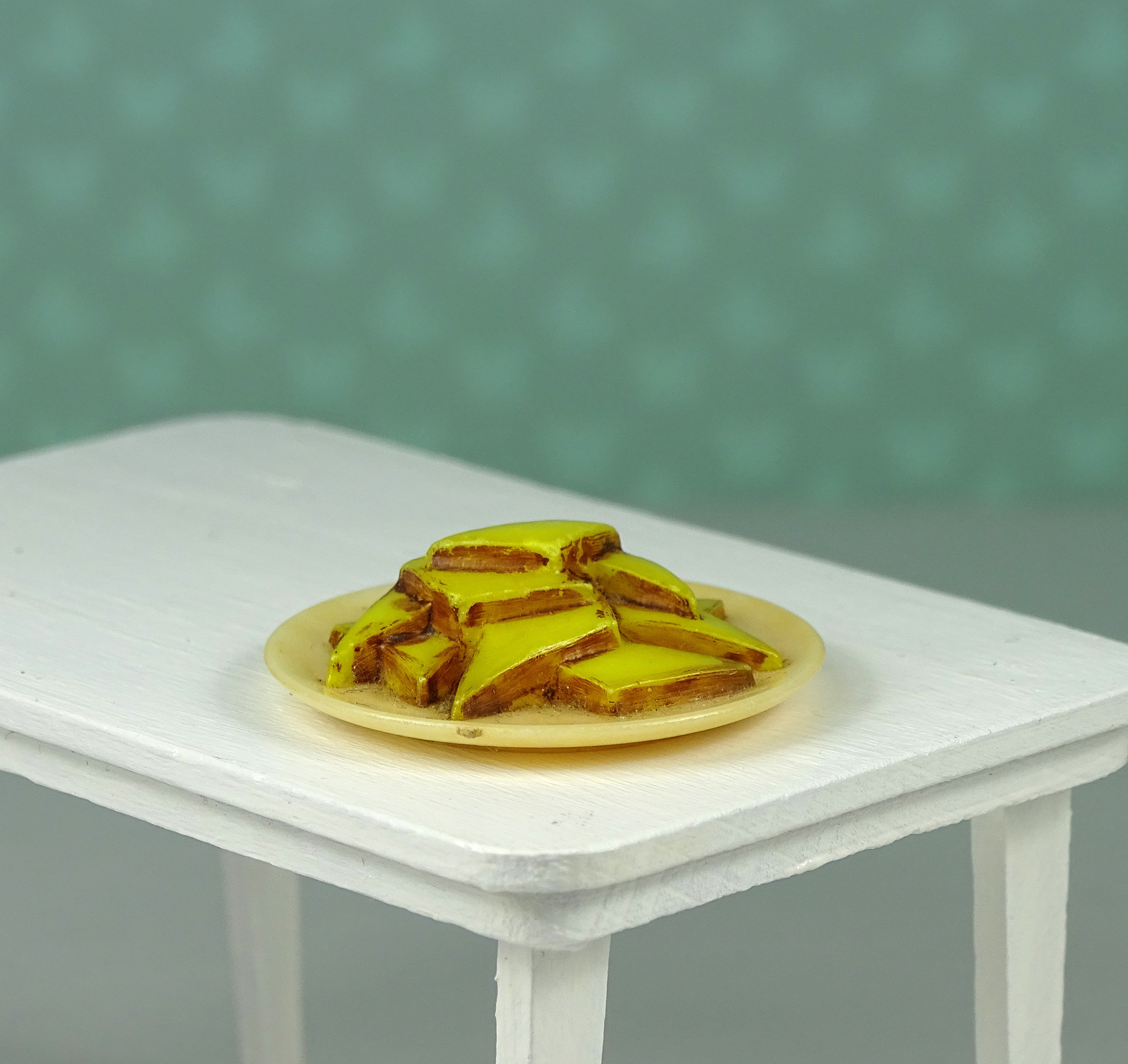 Miniatures Art & Collectibles Vintage Redbox Dollhouse Plate of Cakes ...