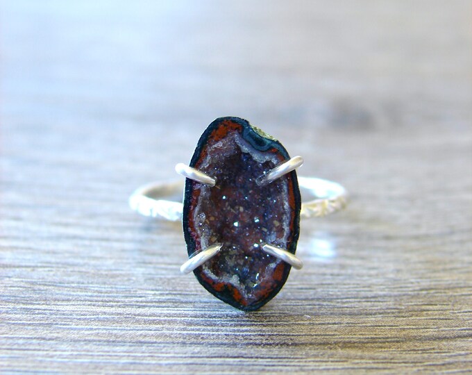 Raw Geode Ring, Rough Geode Crystal Jewelry, Red Velvet, Raw Stone Ring ...