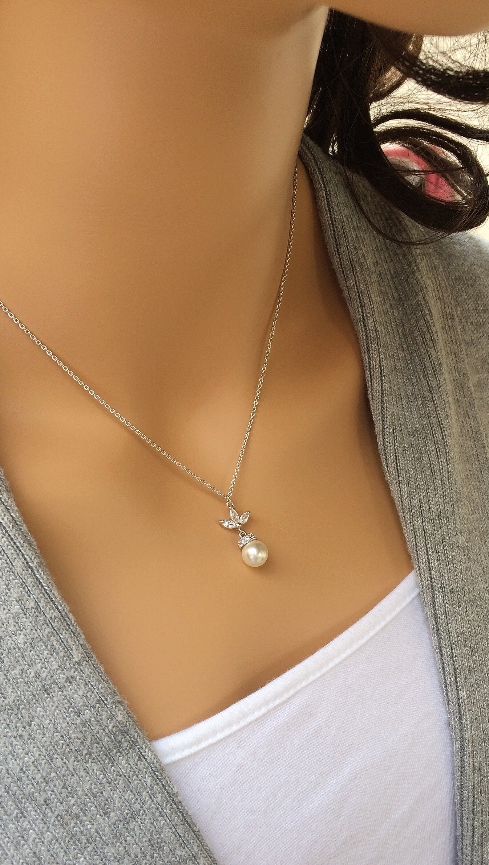 Classic Swarovski Pearl Necklace Single One Pearl Necklace - Etsy