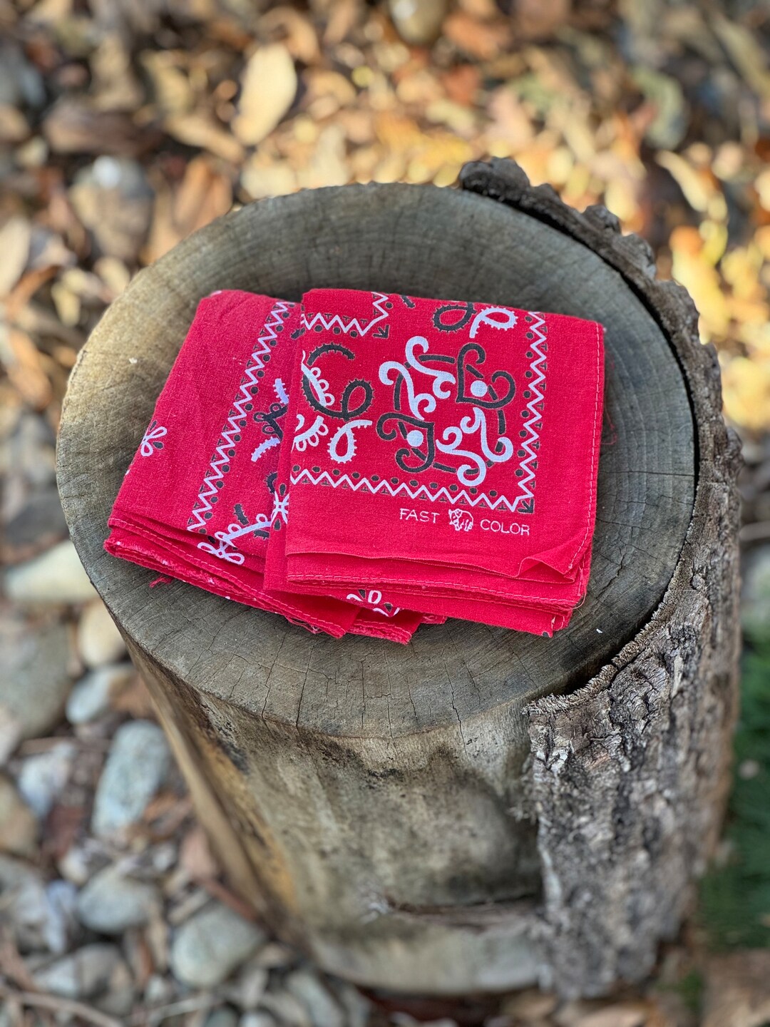 Vintage Trunk Down Elephant Fast Color Red Paisley Bandana Bandanas ...