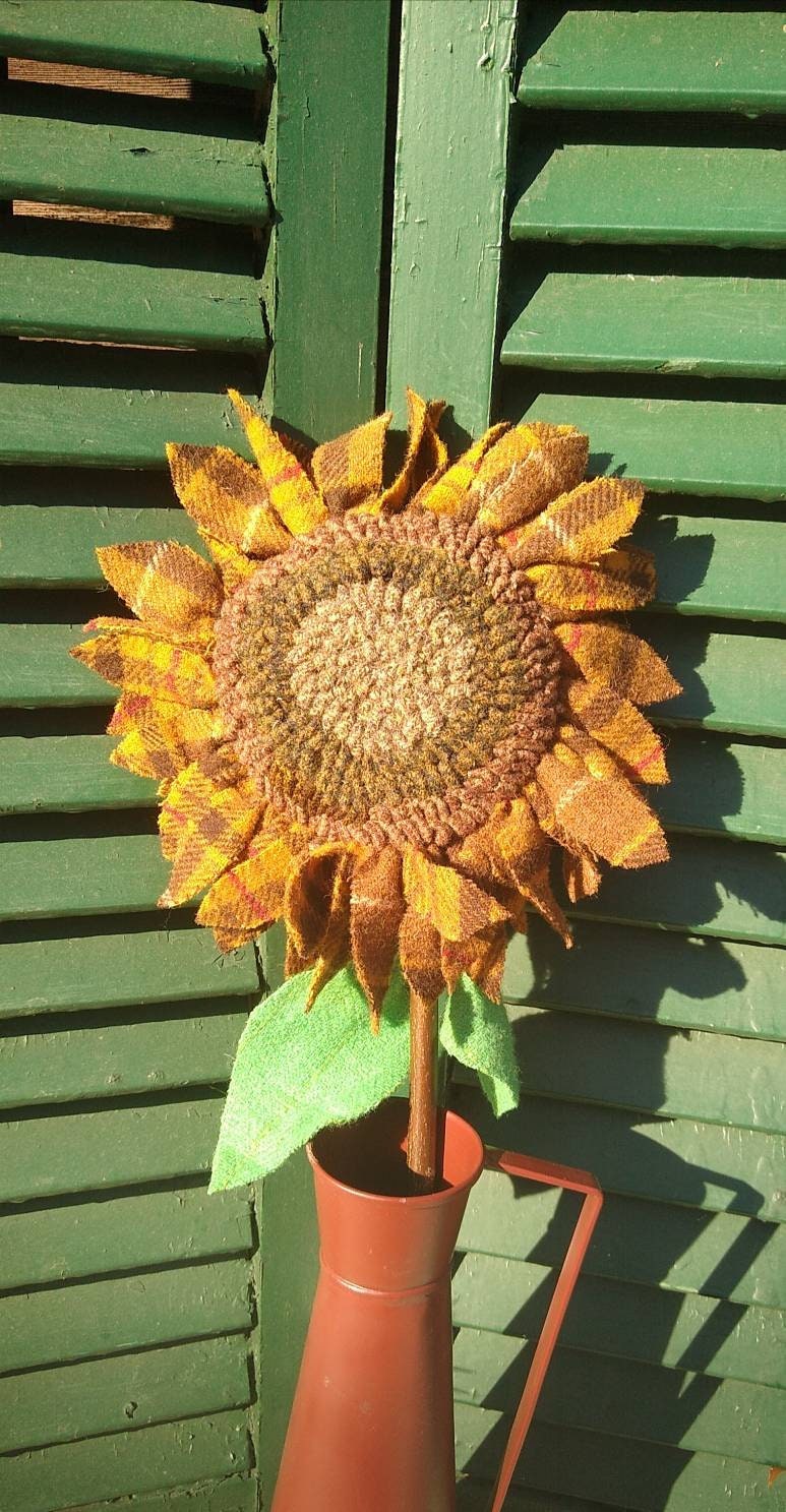 Primitive Hand Hooked Sunflower Folk Art - Etsy