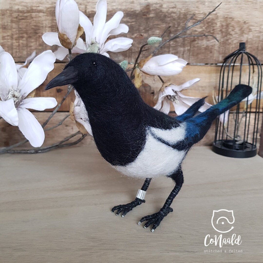 Felted Magpie (pica Pica). Wool Art. Bird Made of Wool. Bird - Etsy