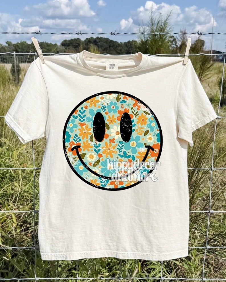 Retro PNG Boho Distressed Smiley Face PNG Bohemian PNG Vintage Flowers ...