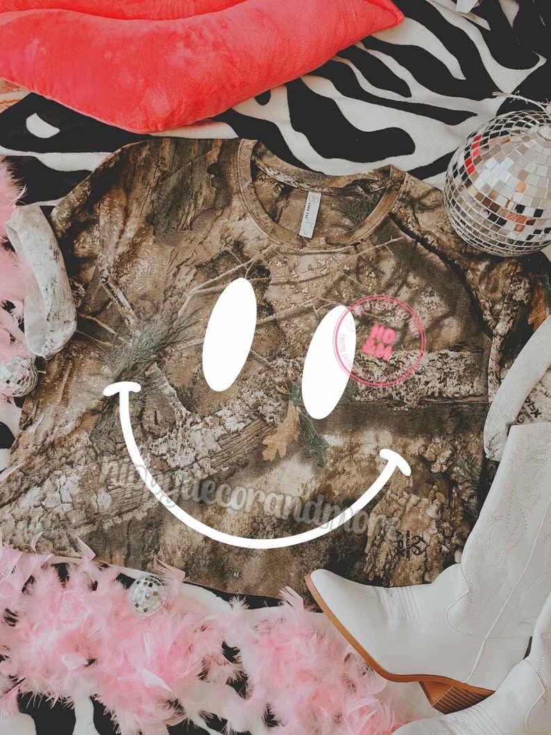 Smiley PNG Southern PNG Country Girl PNG Mom Mama Camo Shirt Ideas ...