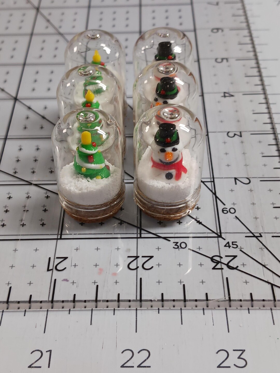 Mini Liquid Free Snow Globe, Doll Snow Globe, 1:6 Scale, Miniatures ...