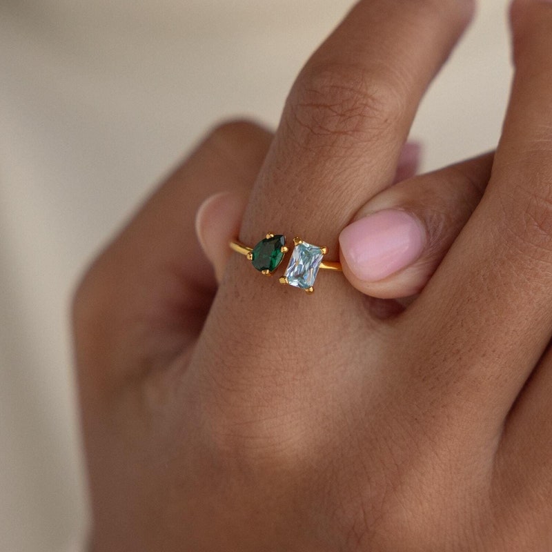 Small Gem Pear Ring Gold - Etsy