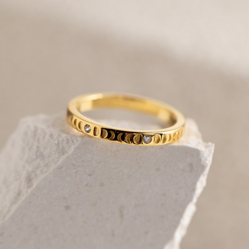 Moon Ring - Etsy