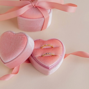 Pink Velvet Heart Ring Box by Caitlyn Minimalist Ring Storage Case With ...