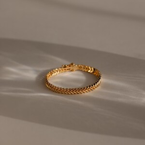 Ribbed Link Chain Bracelet by Caitlyn Minimalist • Chunky Fishtail Link ...