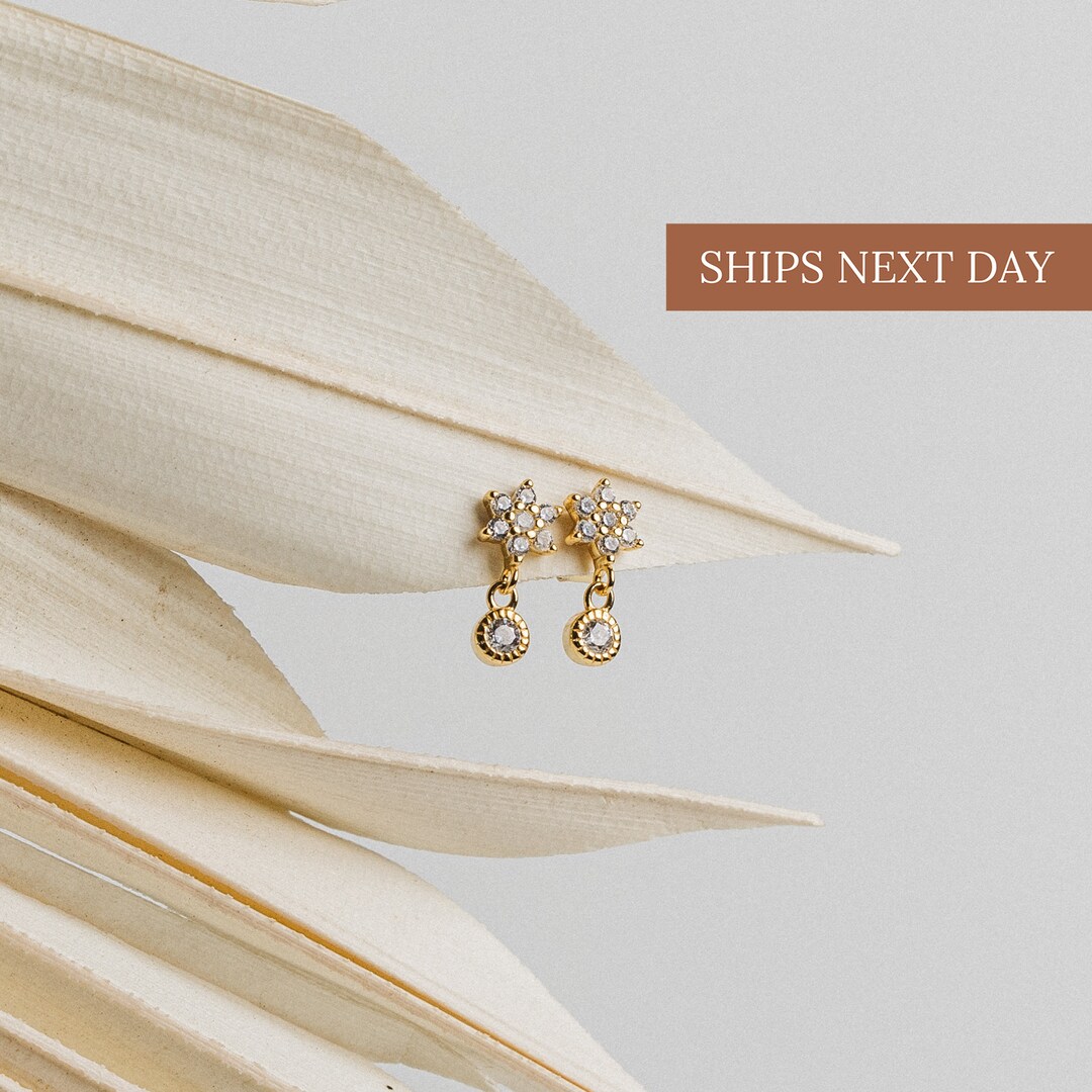 Dainty Flower Stud Earrings by Caitlyn Minimalist • Minimalist Diamond ...