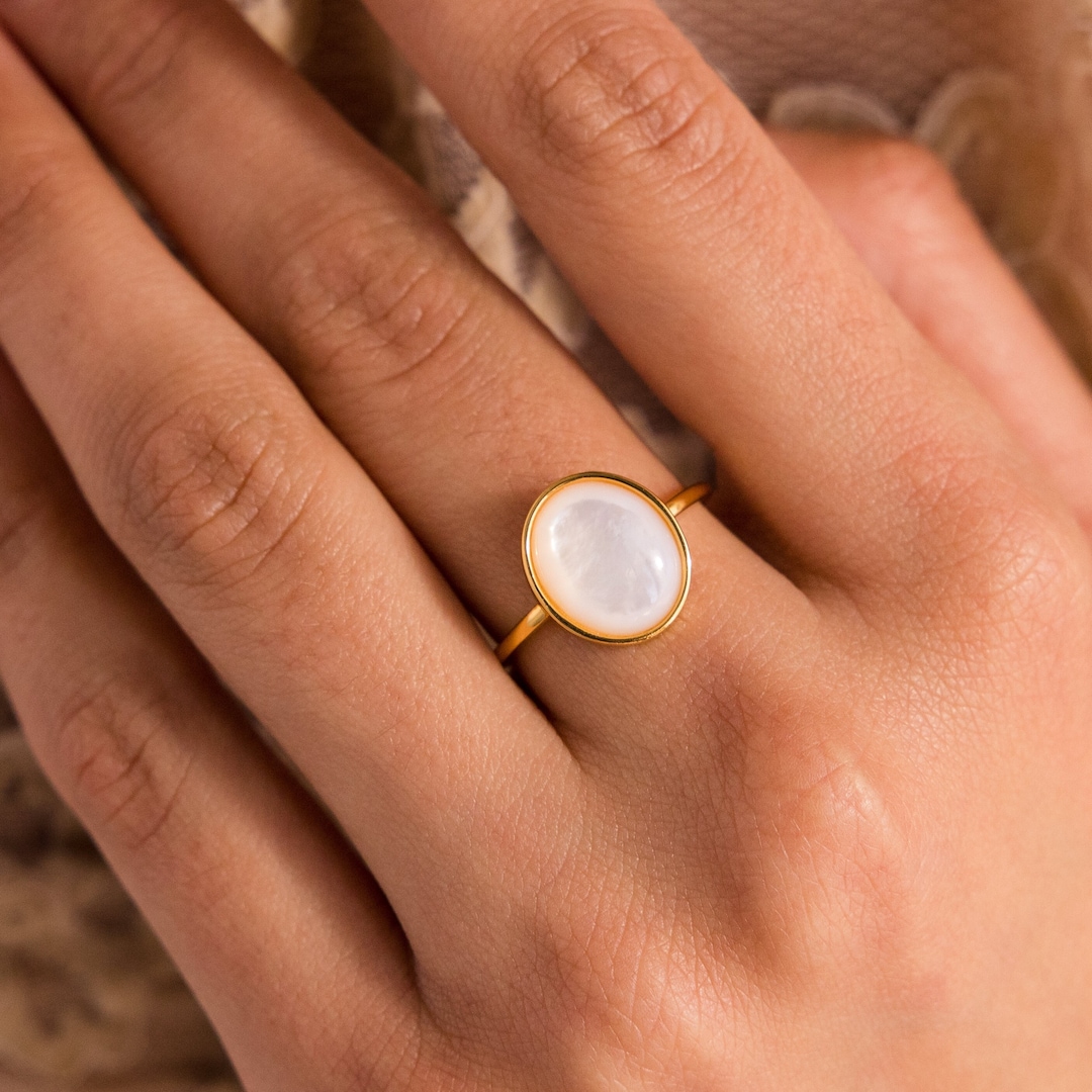 Mother of Pearl Signet Ring by Caitlyn Minimalist • Vintage-style Oval ...