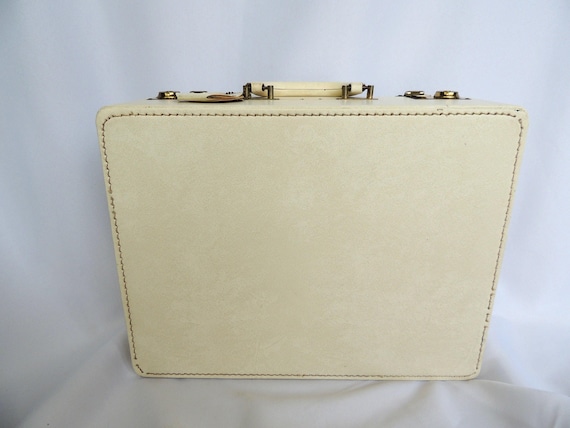 Vintage Shortrip Off White Train Case Travel Case Cos… - Gem