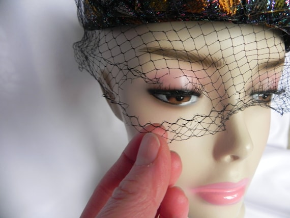 Jean Sutton Black and Metallic Gold Vintage Pillbox H… - Gem