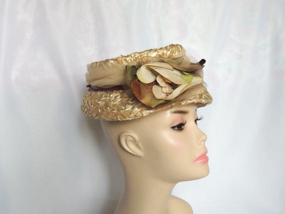 Vintage Light Beige/Ivory Straw Cloche Style Hat Buck… - Gem