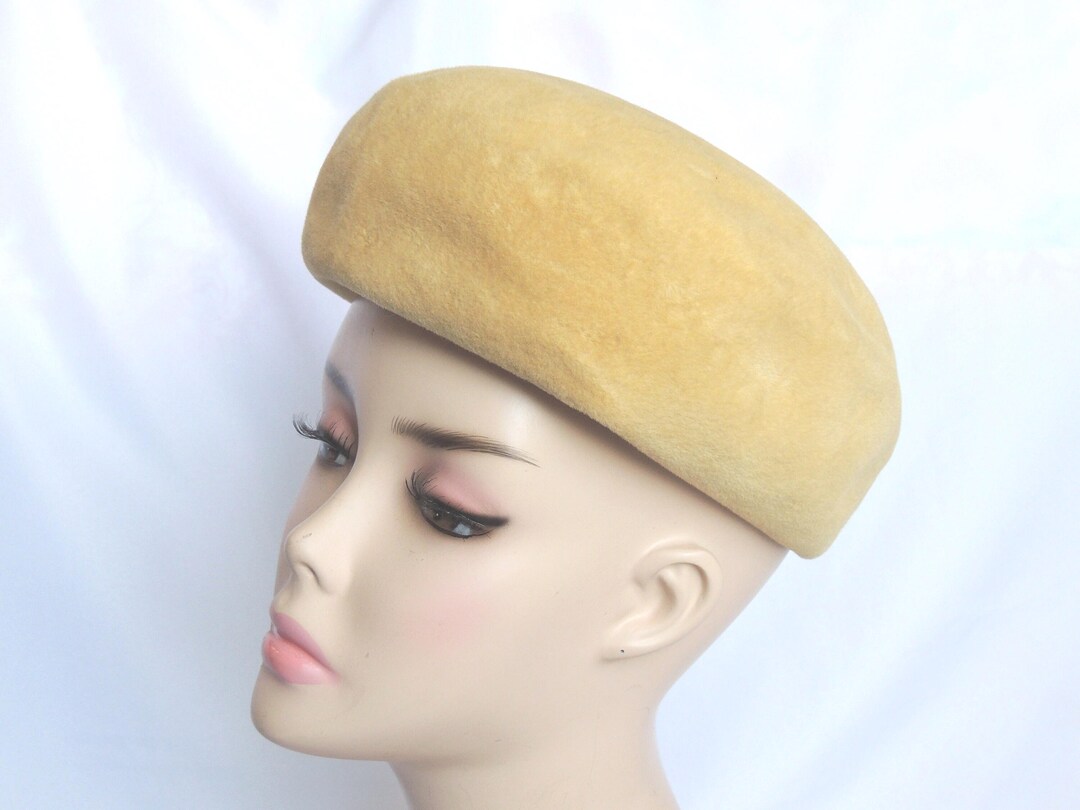 Vintage Borsalino Yellow Gold Velour Beret Style Beanie Cap Pillbox Hat ...
