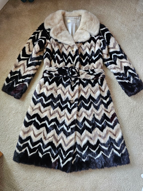 Vintage 1960's Long Belted Mink Fur Coat Overcoat Win… - Gem
