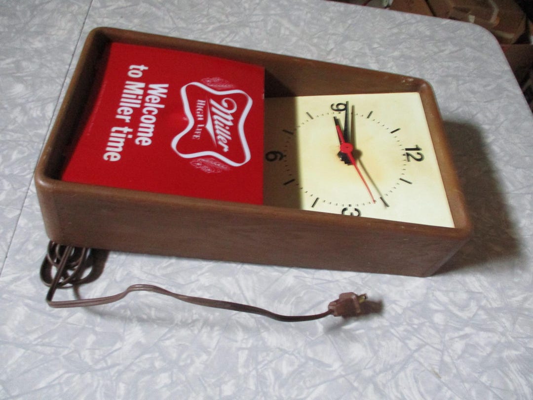 Vintage Miller High Life Clock Lighted 1960's - Etsy