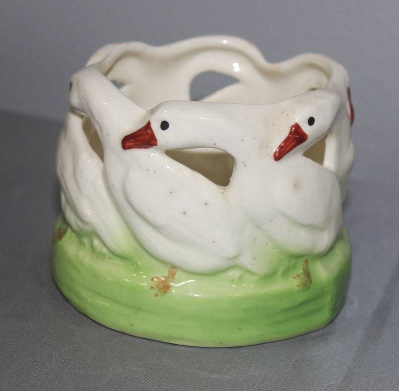 Czech Pottery Circle of Geese Small Size Czechoslovakia Red Dime Mark ...