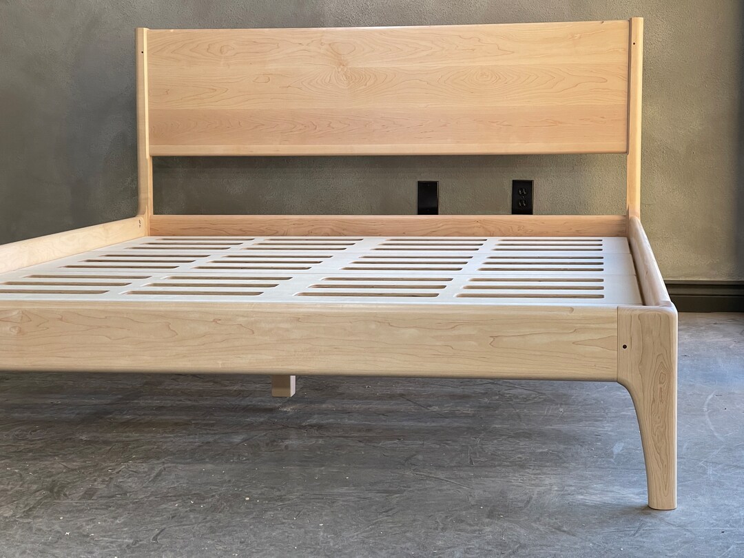 IN STOCK: Maple Platform Bed, Queen - Etsy