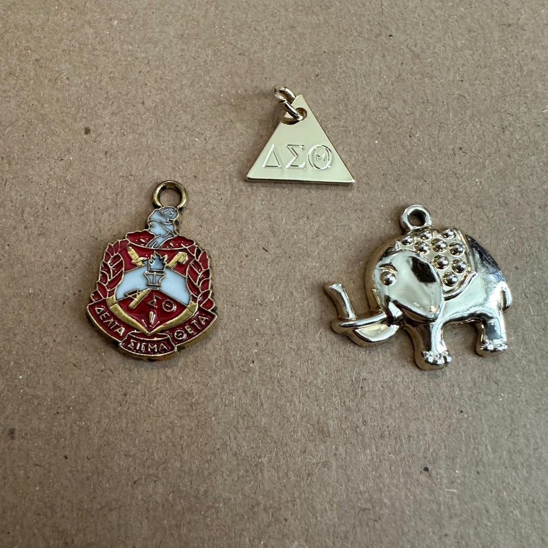 3 Delta Charms (gold) - Etsy
