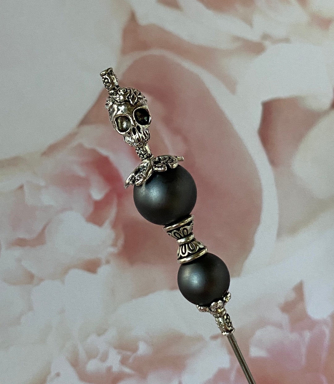 Skull Stick Pin }{ Gray Pearl }{ 7” Long With Cap Clutch }{ Sturdy ...