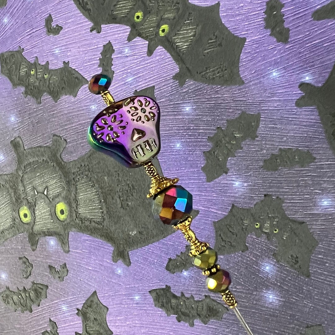 ALIEN HATPIN ~ Carnival Glass ~ Skull ~ Choose the Length of Pin From 4 ...