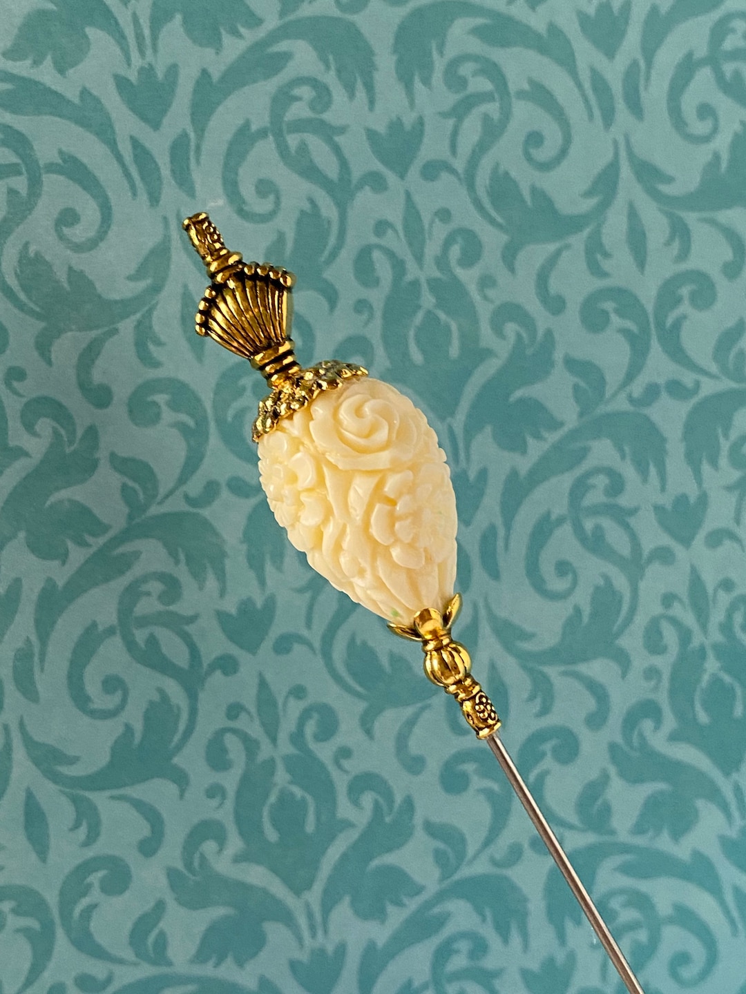 Victorian Stick Pin }{ Ivory & Gold Fan Shell }{ 5” or Shorter }{ Long ...