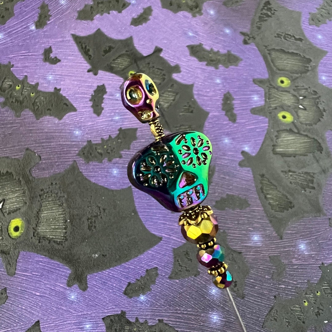 ALIEN HATPIN ~ Carnival Glass ~ Skull ~ Choose the Length of Pin From 4 ...