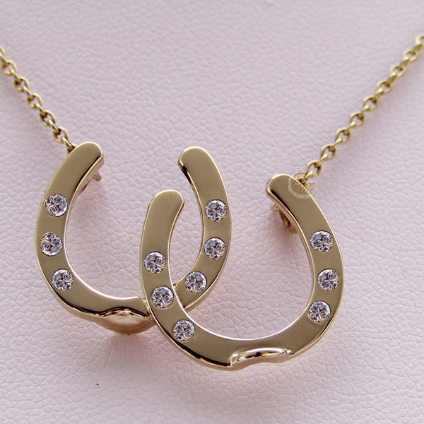 Horseshoe Necklace - Etsy