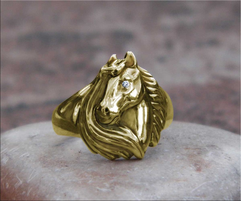 Beautiful Solid 14K Gold Noble Horse Equestrian Ring With Genuine ...