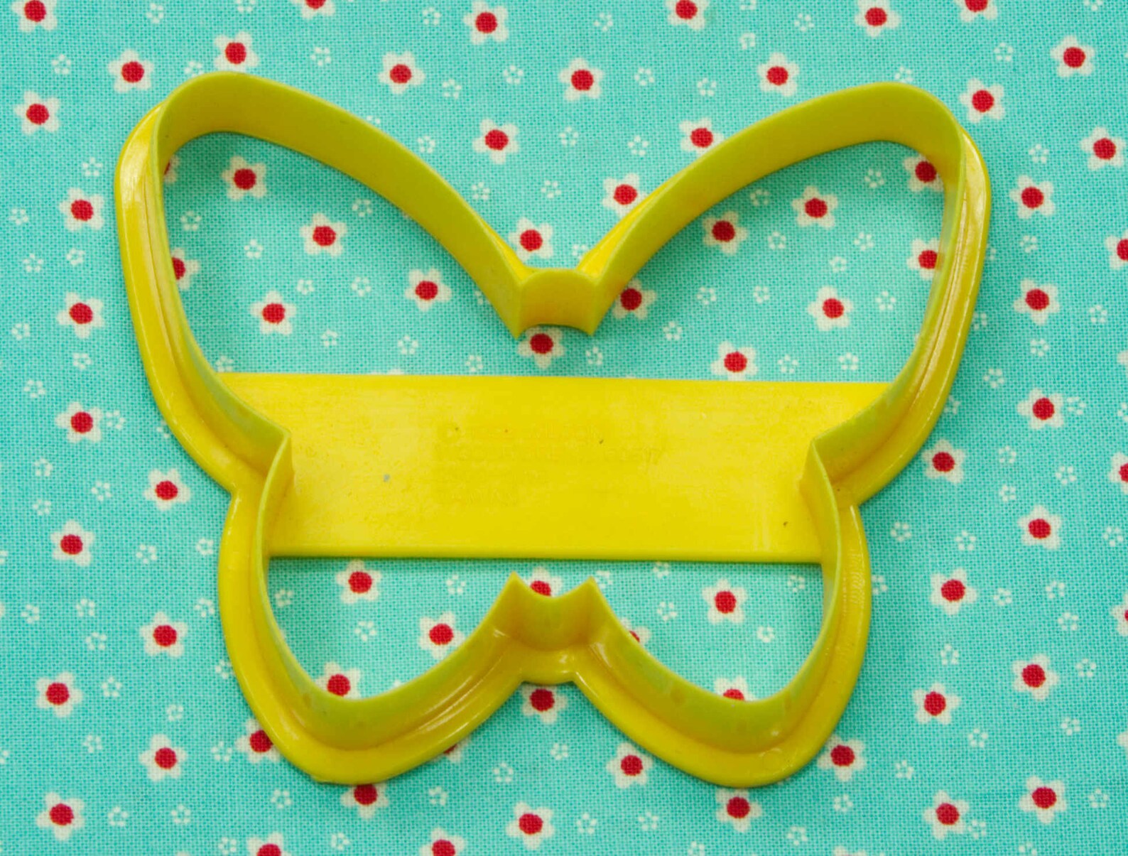 1993 Wilton Yellow Butterfly Plastic Cookie Cutter USA - Etsy
