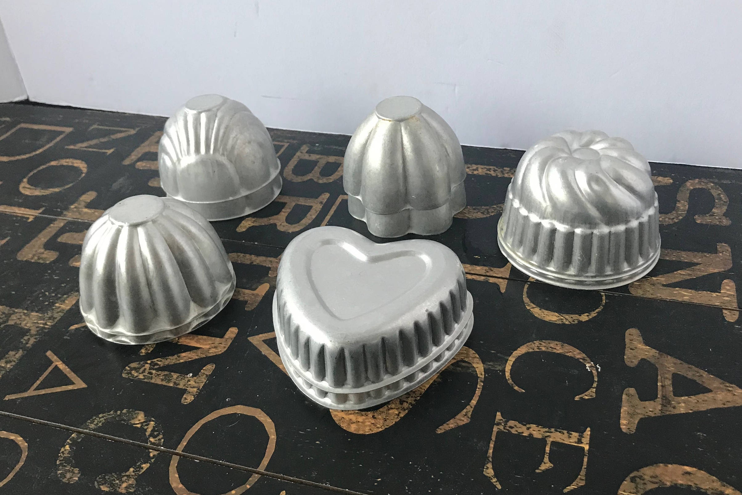 Assorted Vintage Mini Jello Molds Five Pairs Kitchen Gadgets Baking Supplies Country assorted-vintage-mini-jello-molds-five-pairs-kitchen-gadgets-baking-supplies-country