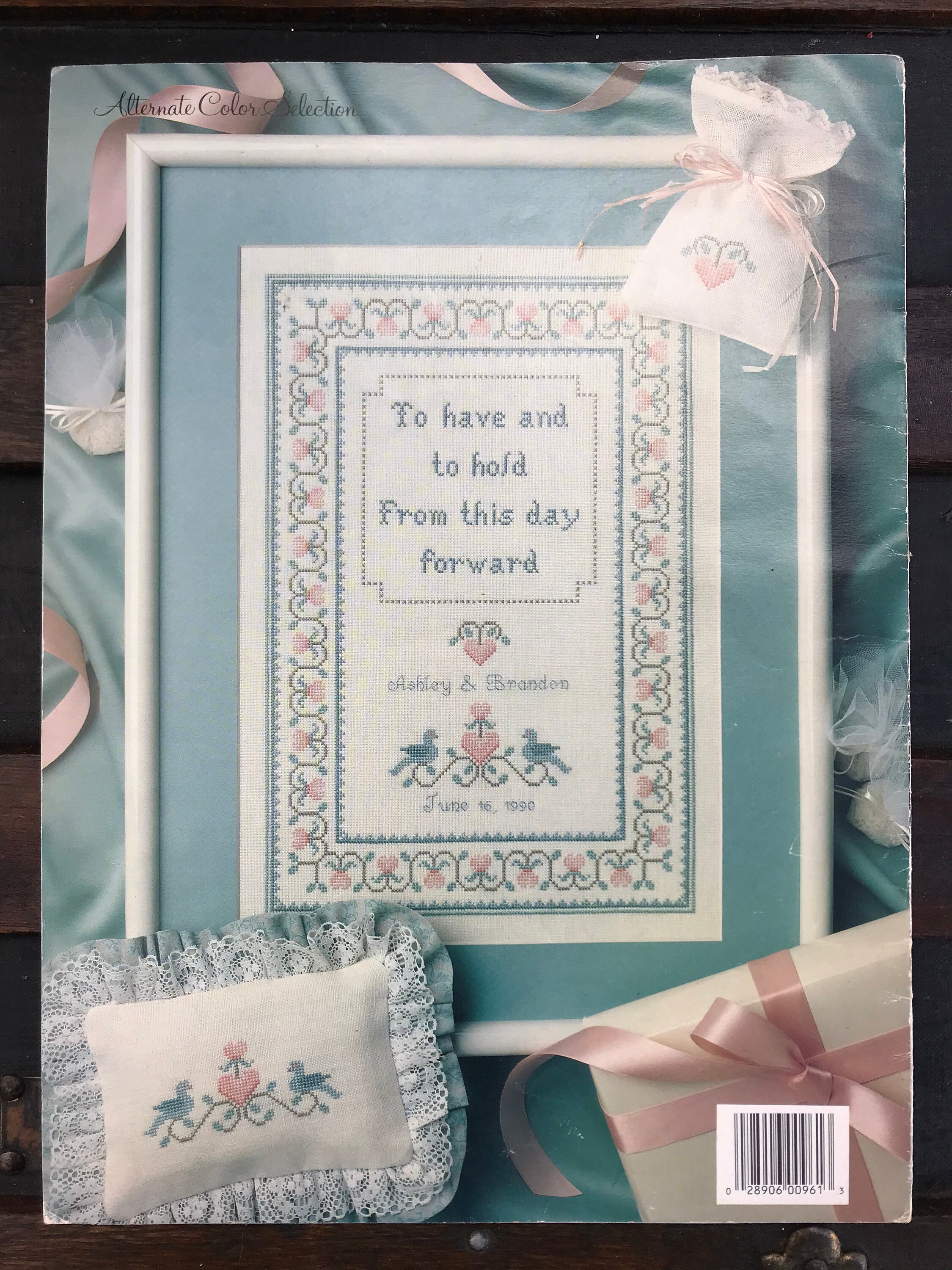 Vintage Counted Cross Stitch Pattern Book Leisure Arts Leaflet 961 To