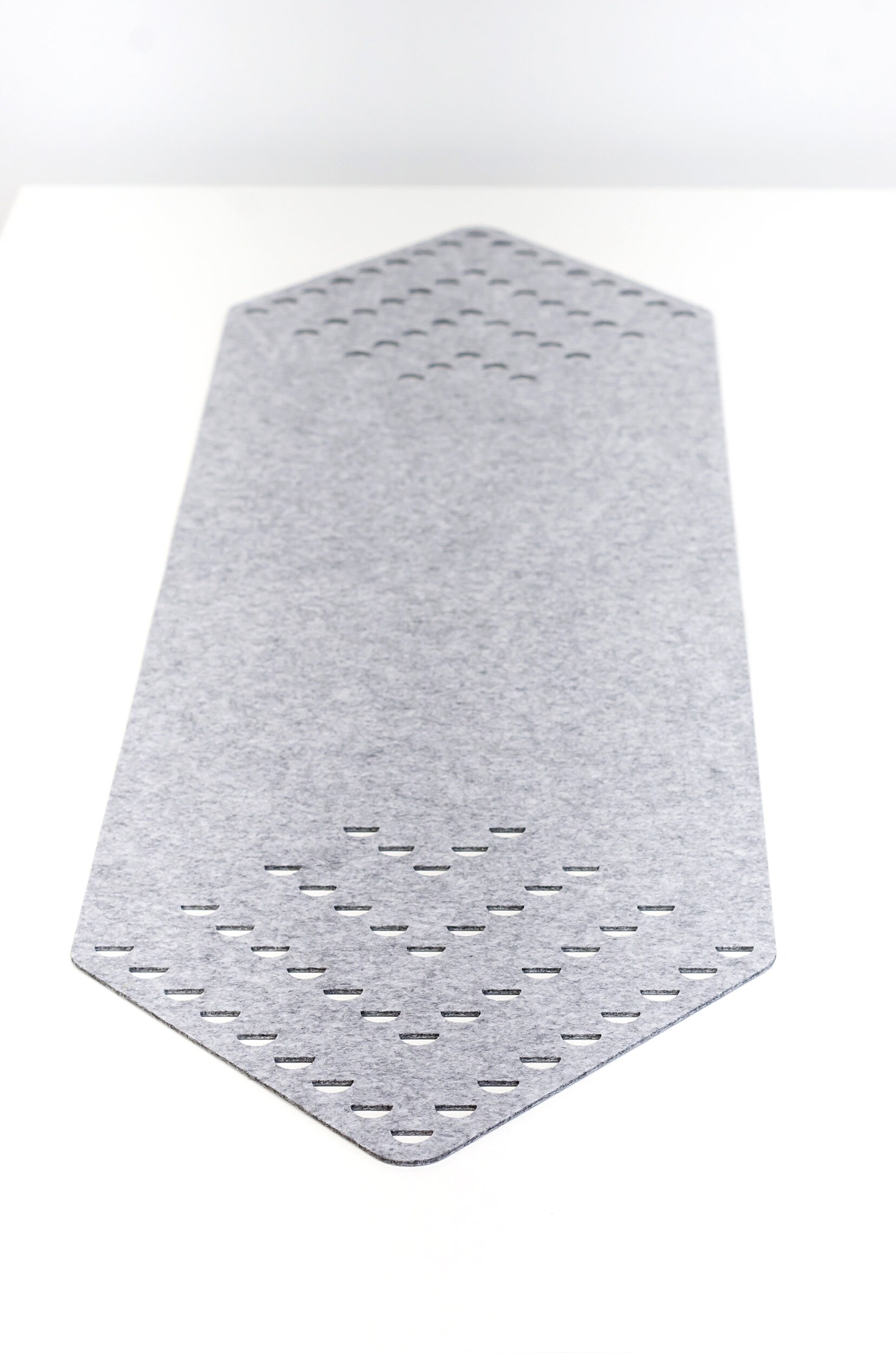 Table Runner / Felt Runner / Geomeric Table Decor / - Etsy