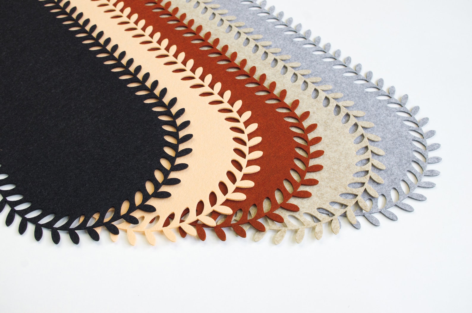 Unique Table Runner / Felt Runner /table Decoration/ | Etsy