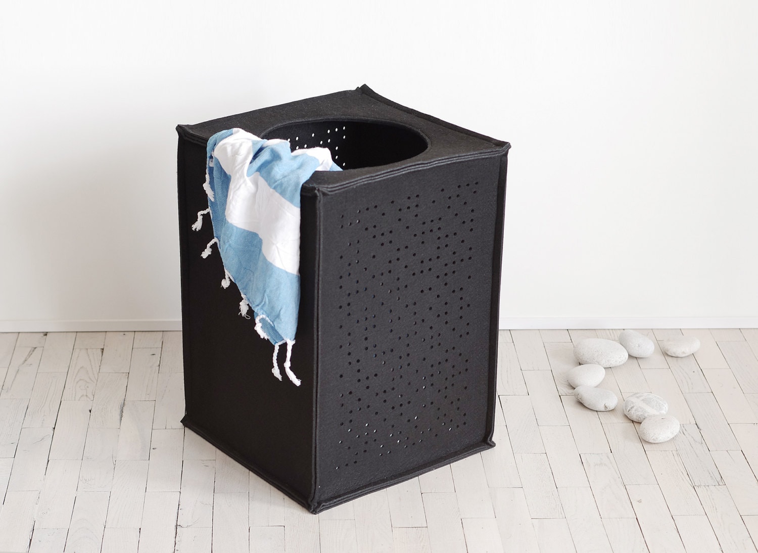 Set of 2 Large Laundry Baskets / Gray and Black Laundry Hamper | Etsy