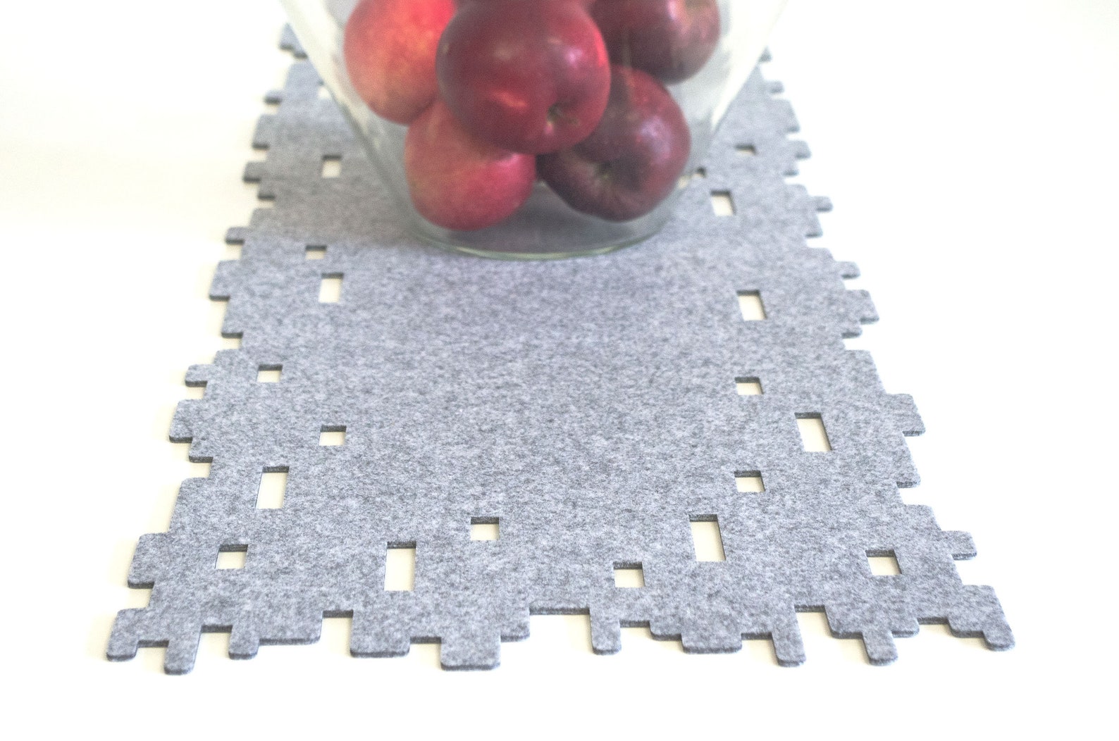 Gray Table Runner / Felt Runner /moderntable Decoration/ - Etsy