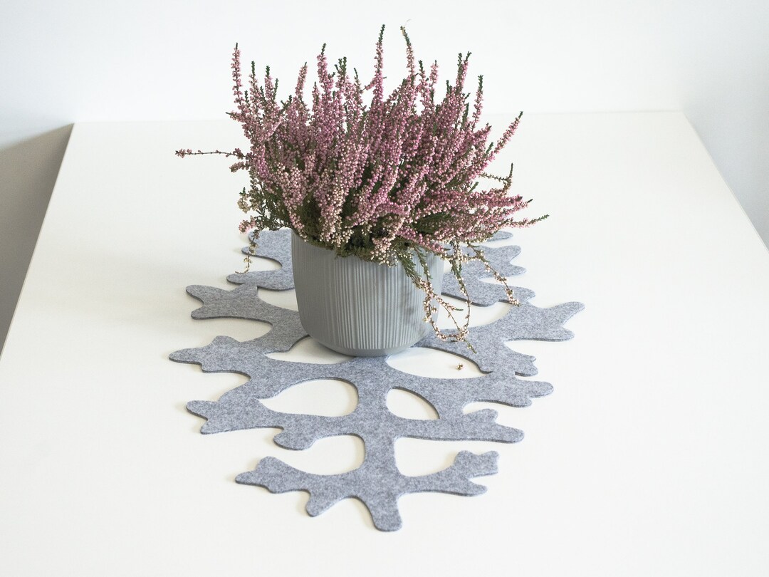 Green Table Decor / Plant Leaf Table Centerpiece / Table or Dresser ...