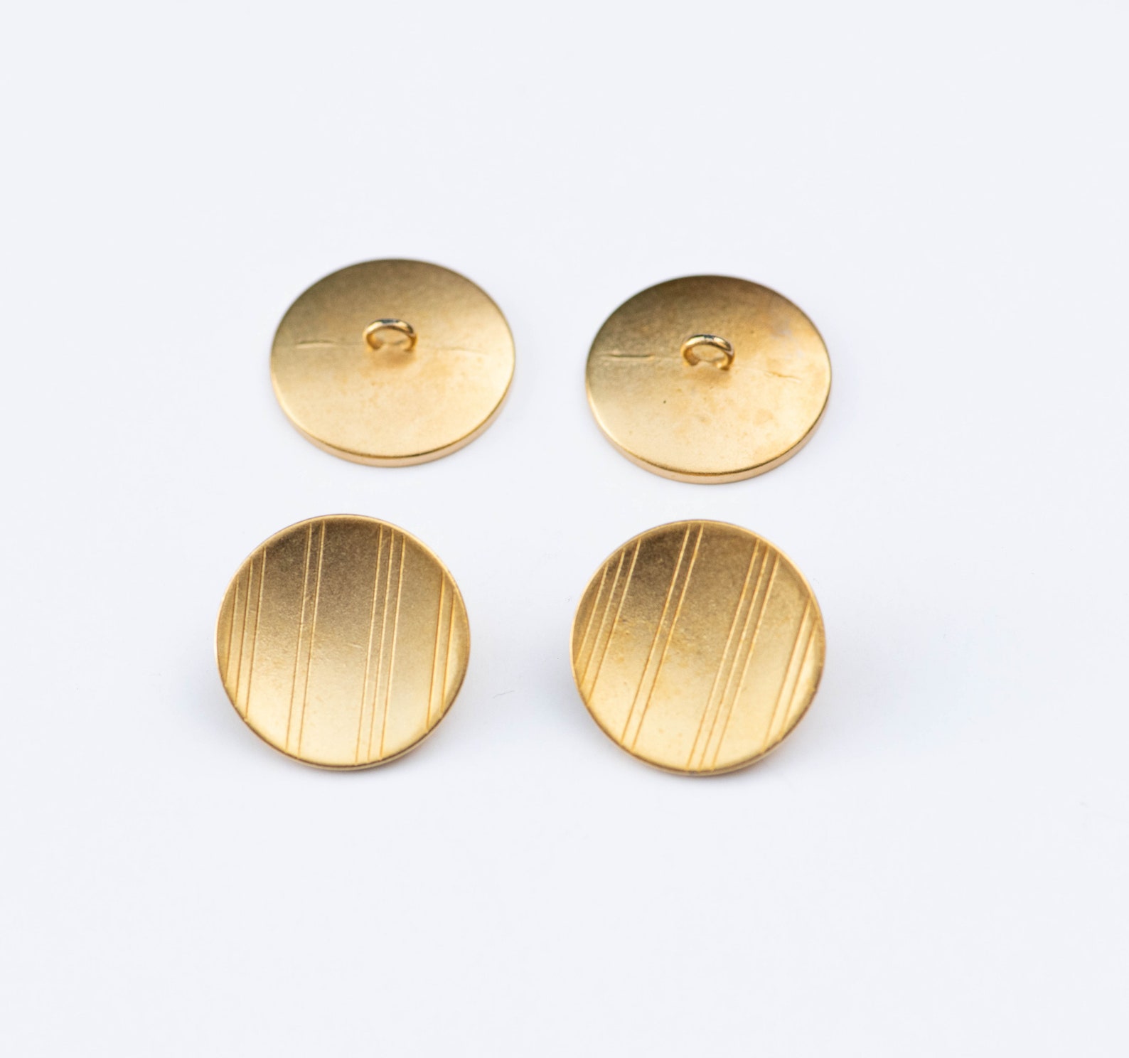 23mm Matte Gold Metal Vintage Round Shank Buttons With Etched Stripes ...