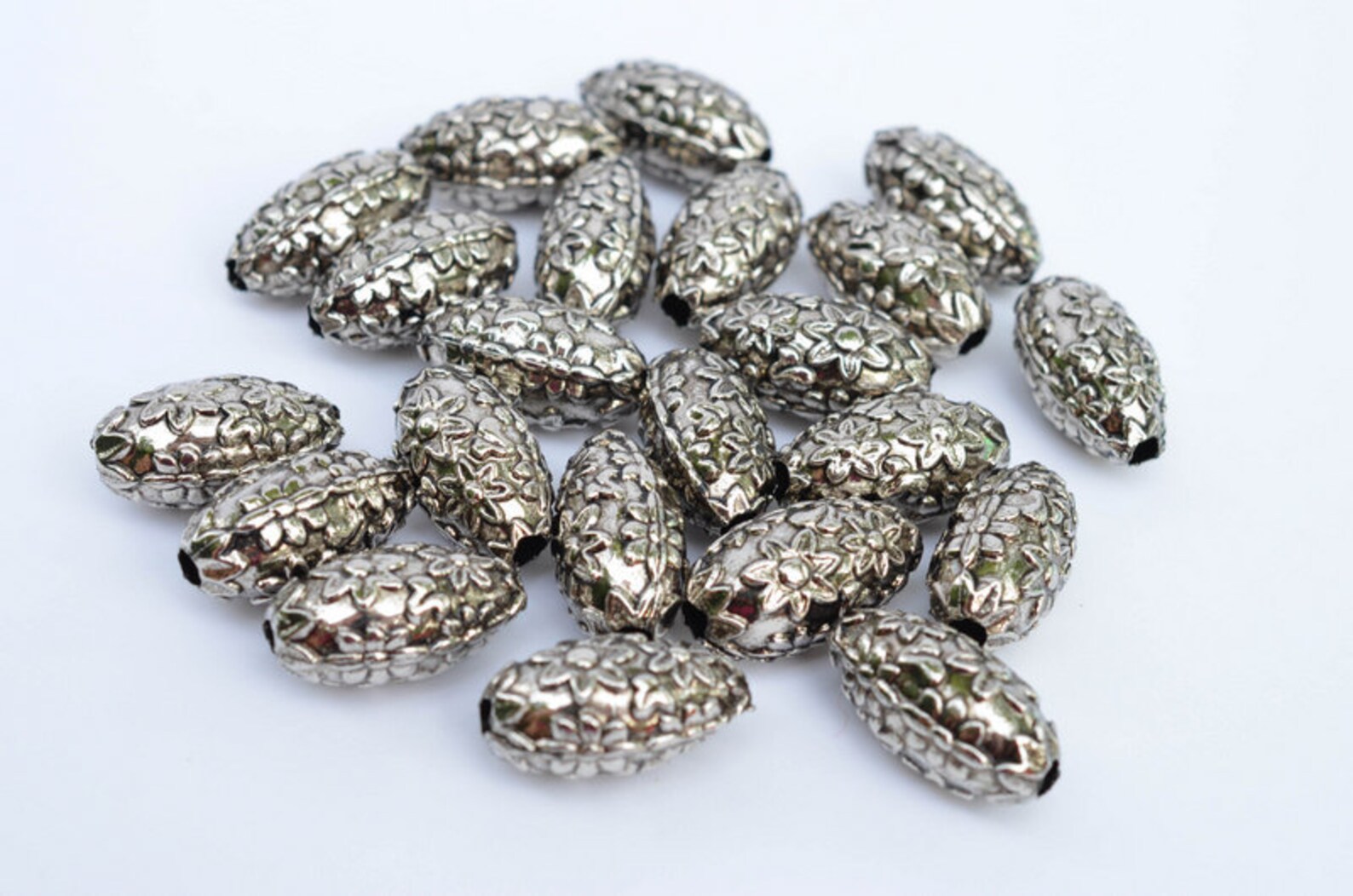 24x12mm Vintage German Beads Ornamented Metallic Plastic - Etsy