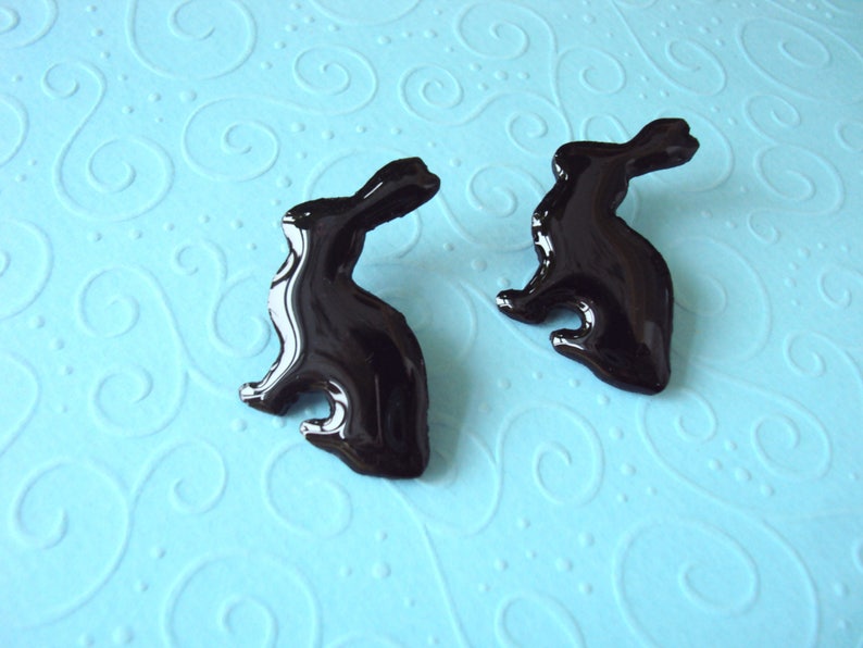 Black Bunny Brooch Minimalist Rabbit Jewelry Epoxy Resin Pin - Etsy