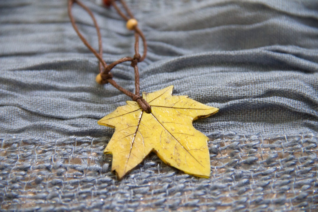 Yellow Leaf Necklace Autumn Maple Leaves Pendant Fall Leaf Choker ...
